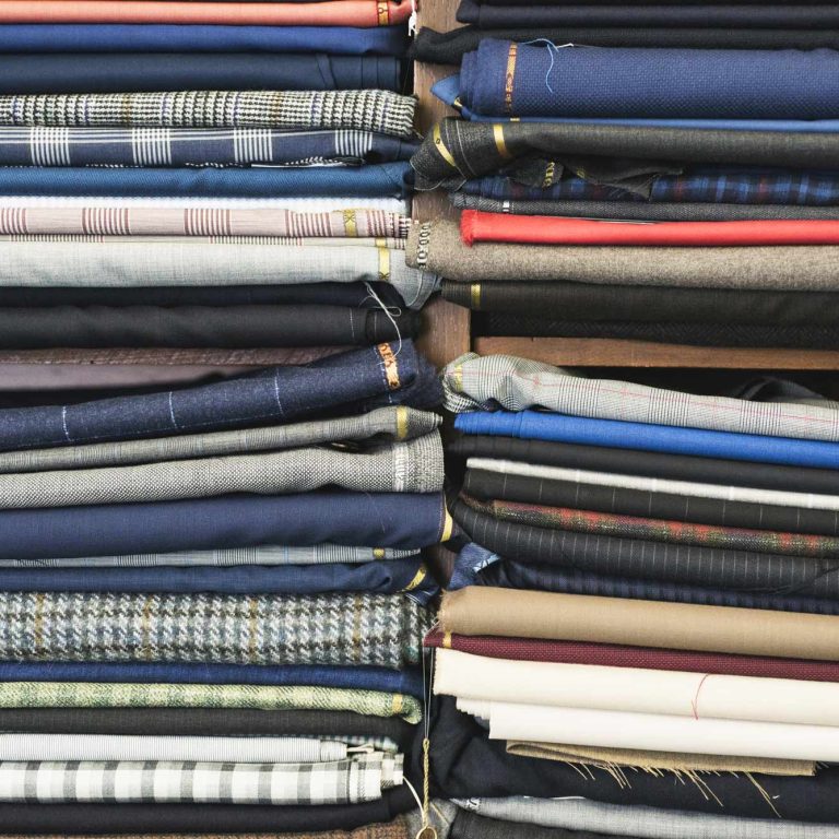 L'abito solaro: storia e come abbinarlo | Sartoria Crimi